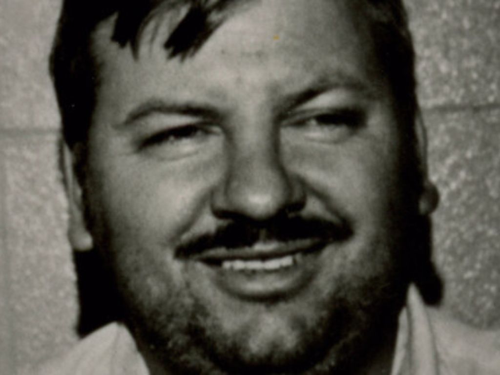 El Terror de Illinois: Los Crímenes de John Wayne Gacy - Dame Kiu